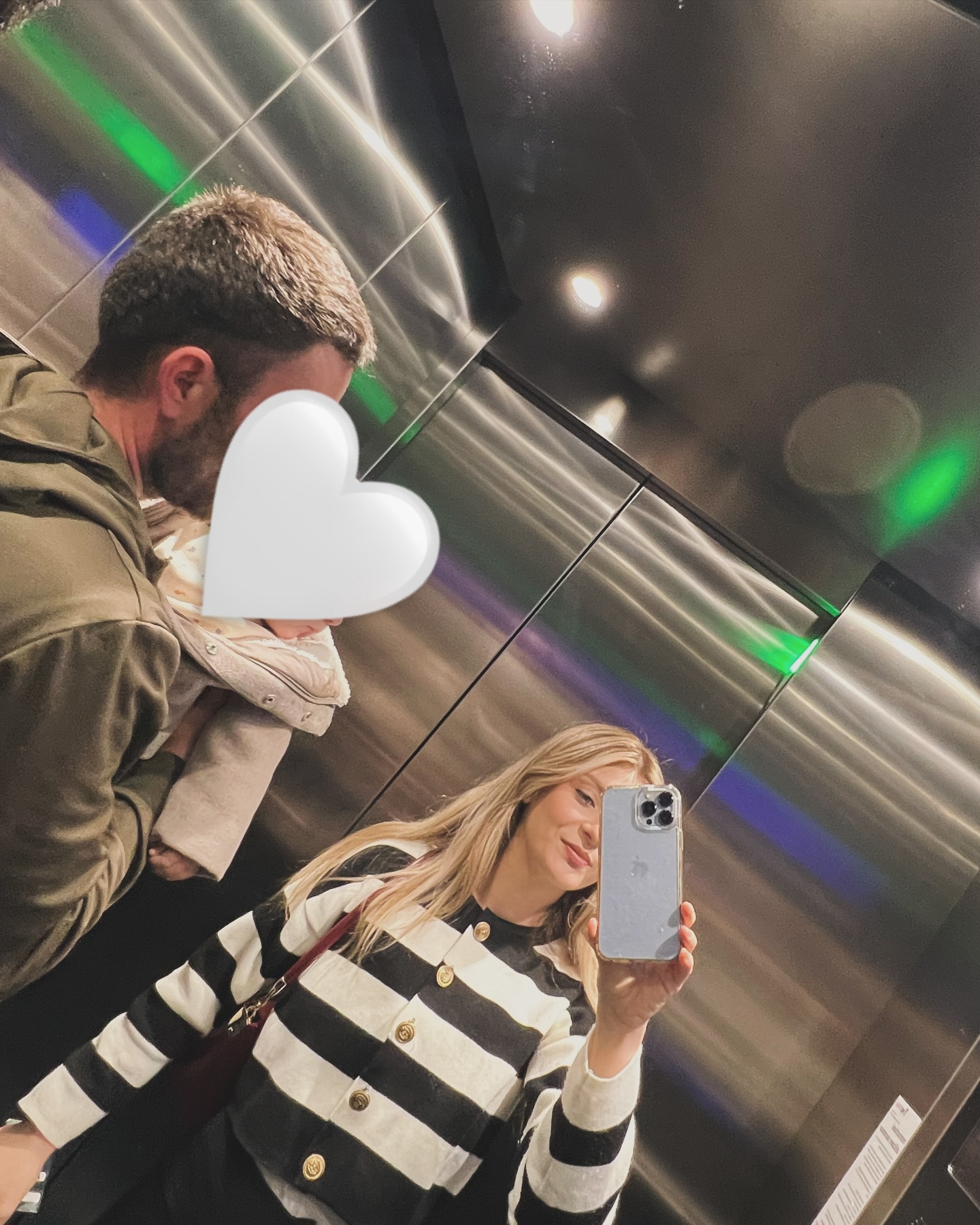 Elena Matei, partenerul ei și fiica lor (1) | Unica.ro